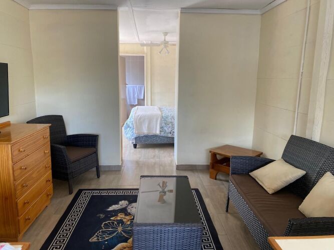 Pristine 1 Bed Cottage In Northern Suburbs - 2222 - Harare