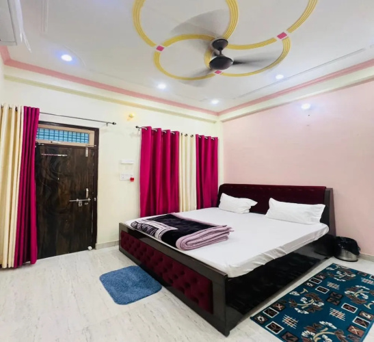 Vandana Palace - Ayodhya