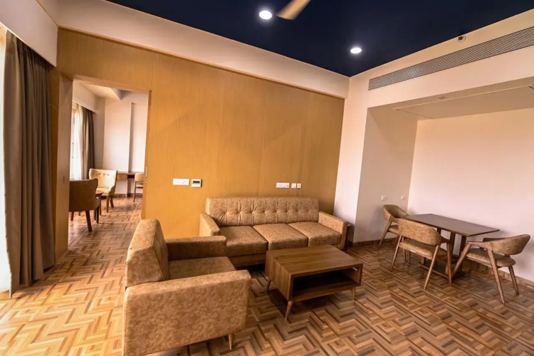 Ramada By Wyndham Ahmedabad Narendra Modi Stadium Motera - Ahmedabad