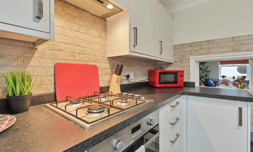 Seabright Townhouse | By My Getaways | Parking For One Car - Brighton