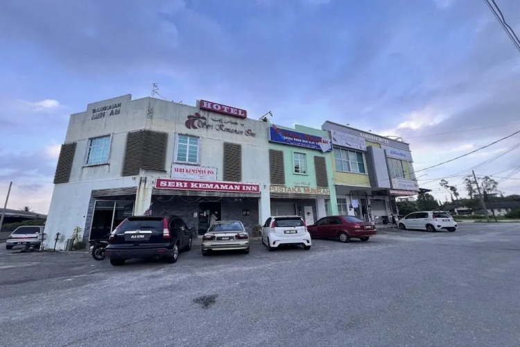 Seri Kemaman Inn - Chukai