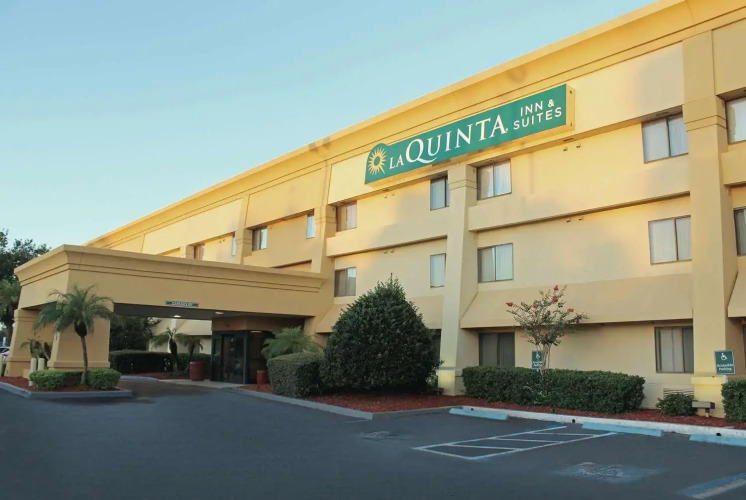 La Quinta Inn & Suites By Wyndham Orlando South - Orlando, FL