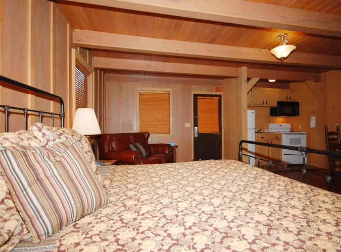 The Smokehouse Lodge And Cabins - Monteagle, TN