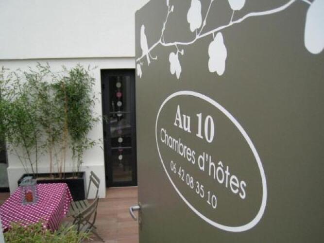 Au 10 Bed & Breakfast - Lucé