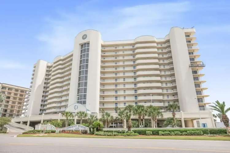 Admirals Quarters 1402- Beachfront 3 Bedrooms 3 Baths Sleeps 8 - Orange Beach, AL