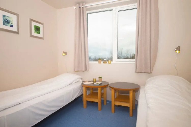 Sjøholt Sommerhotell Bed&breakfast - Sjøholt