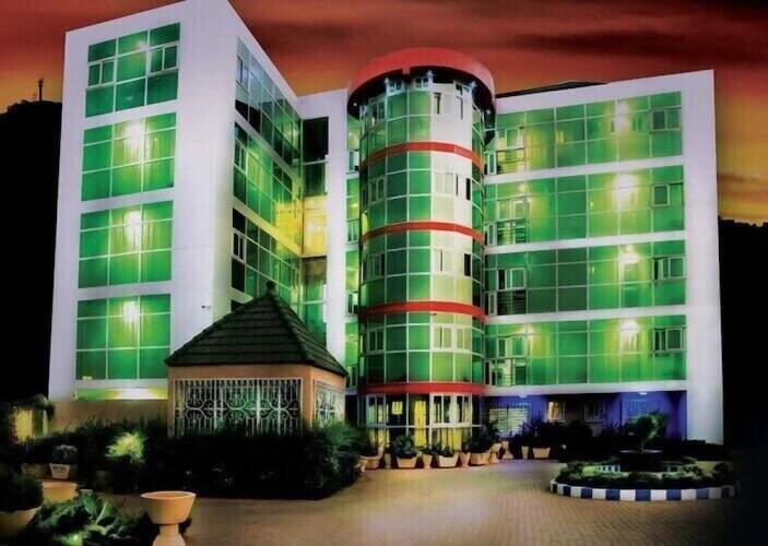 Hôtel Univers 3 Aéroport Luxe - Niamey