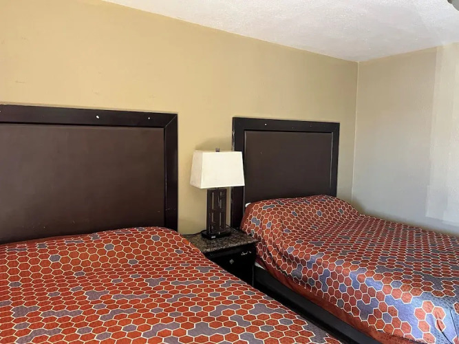 Sai Park Motel - Lancaster, CA