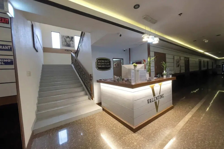 Valentine Hotel Angeles City - Angeles