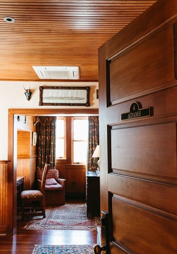 Deer Mountain Inn - Round Top, NY