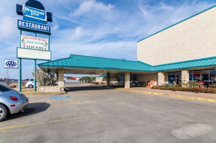 Days Inn Six Flags Mall - Arlington, TX