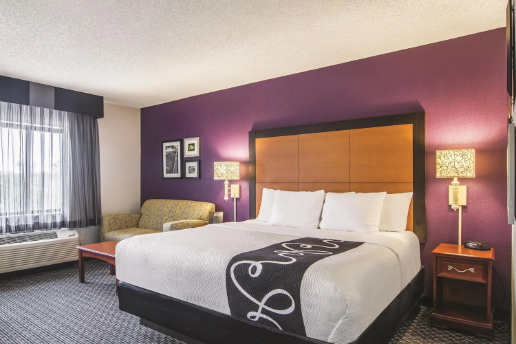 La Quinta Inn & Suites Brunswick - Brunswick, GA