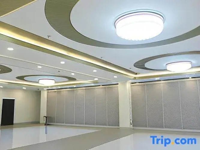 Iloilo Gateway Hotel & Suites - Pavia, Philippines