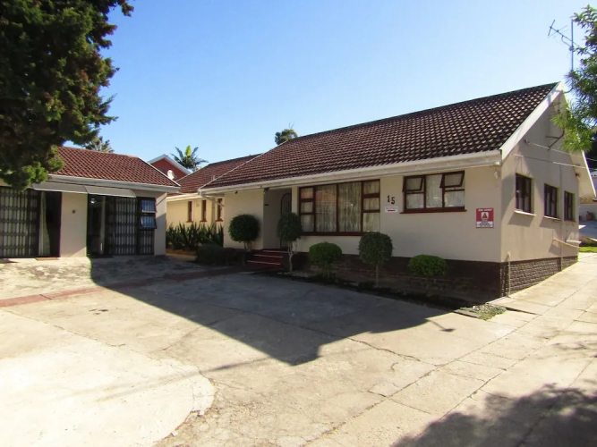 Yolonwabo Bed And Breakfast - East London