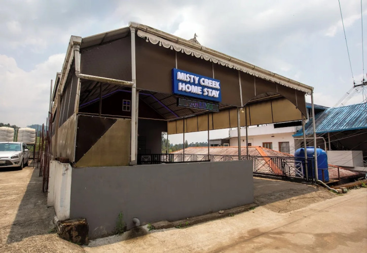 Misty Creek Homestay - Valparai