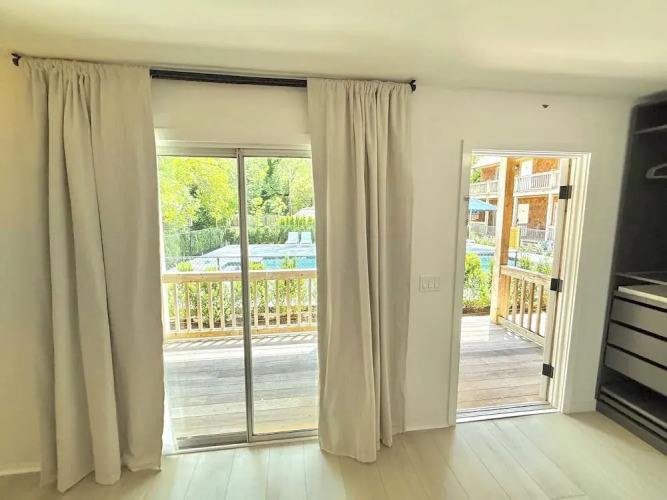 Wainscott Woods Retreat - Bridgehampton, NY