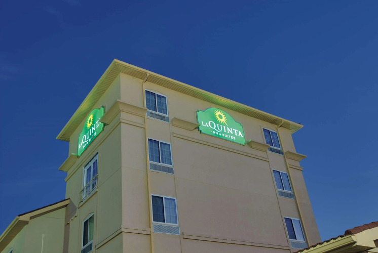 Comfort Inn & Suites Verona At Turning Stone Resort Casino - Sylvan Beach, NY