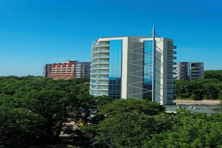 Hotel Royal - Warna