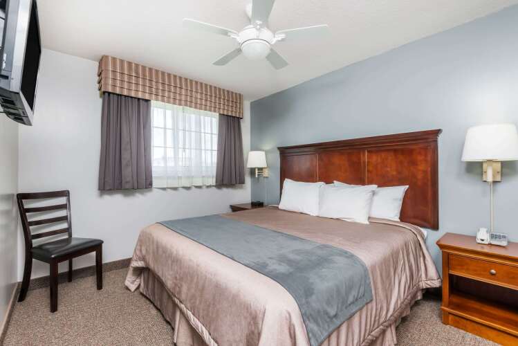 Super 8 By Wyndham Port Elgin - Ontario