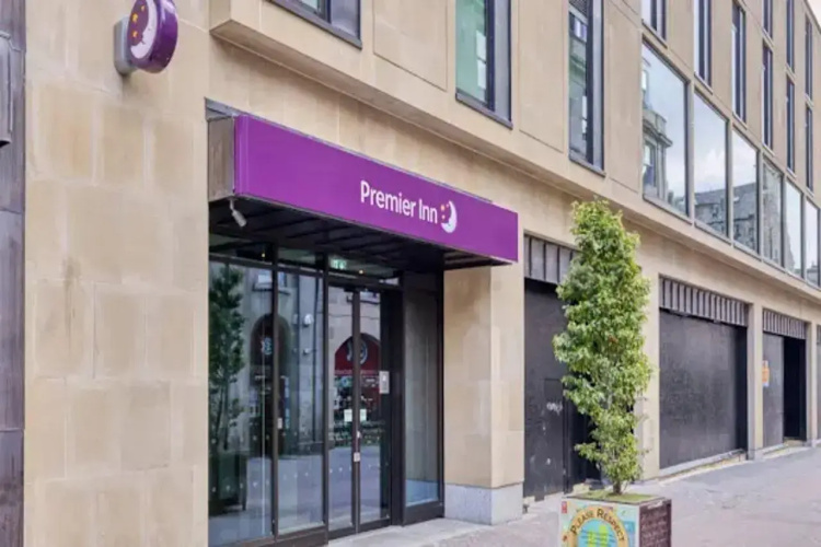 Premier Inn Edinburgh Cc Waverley - Edinburgh