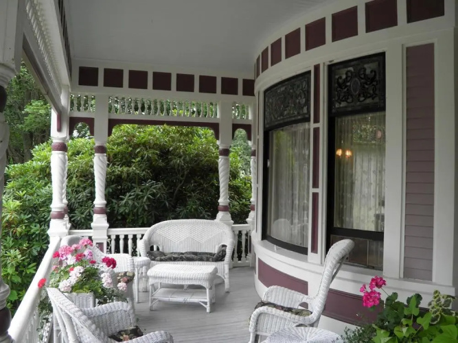 The Lady Mary Inn - Dover, NH