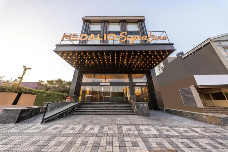 Medalio Signature Chandigarh Zirakpur - Chandigarh