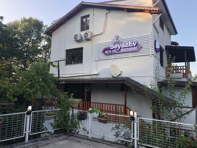 Beyaz Ev Butik Otel Masukiye - Maşukiye