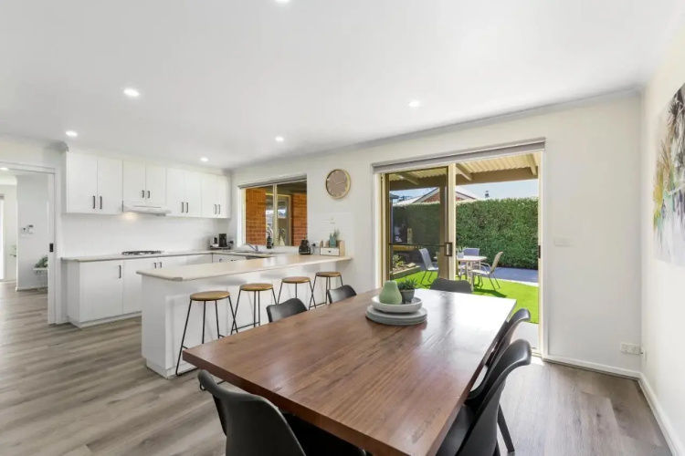 2 Bedroom Unit - Close To The Beach - Geelong