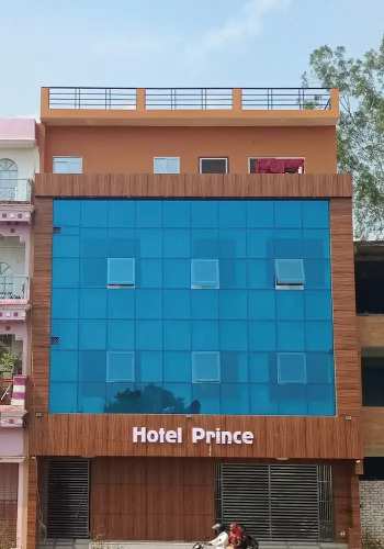 Hotel Prince - Gorakhpur