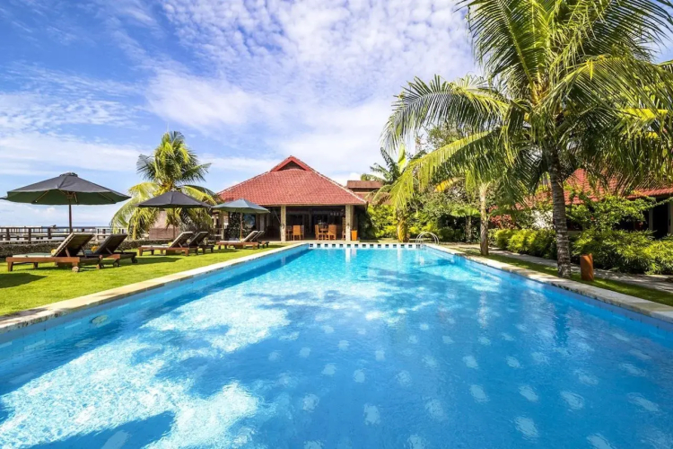 Cocotinos Manado - Manado