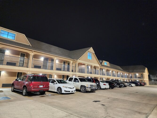 Executive Inn Northwest - Yukon, OK