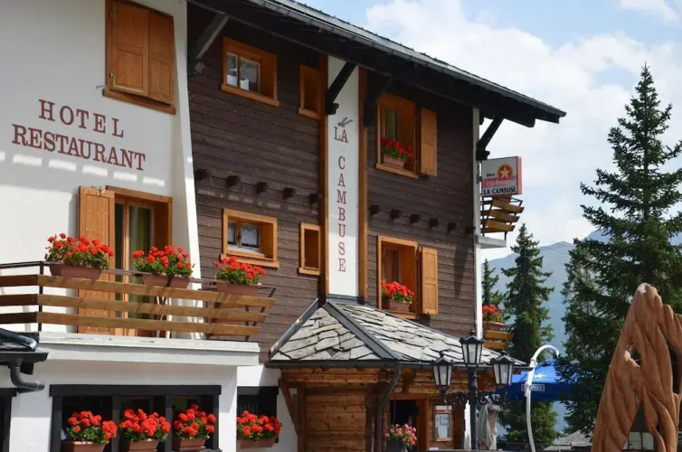 Hôtel Restaurant La Cambuse - Sion