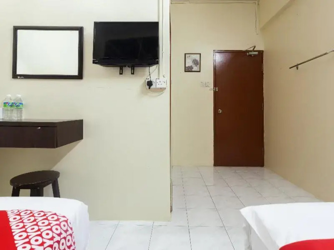 Oyo 796 Jr Hotel - Sitiawan