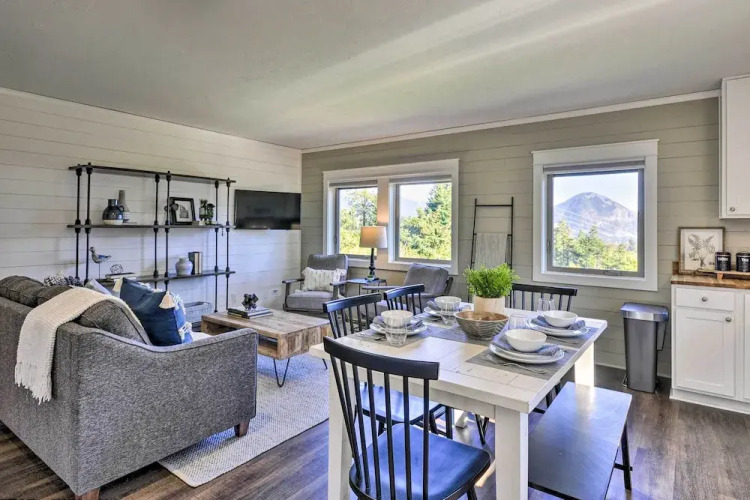 Scenic Studio W/ Loft & View Of The Columbia River - Carson, WA