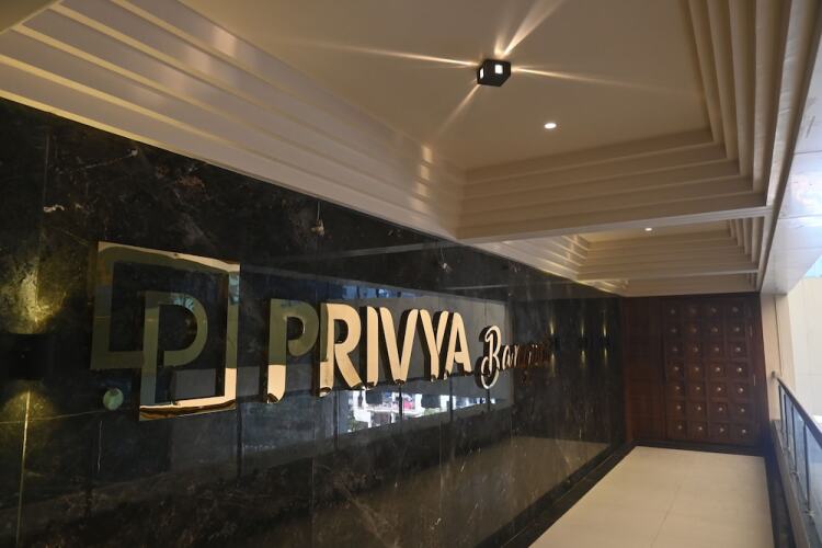 Hotel Privya Rooms And Banquet Surat - Surat