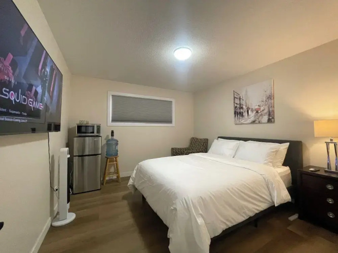 Lumi Deluxe - Saskatoon