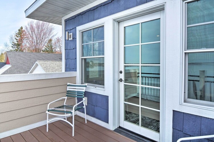 Lakefront Cadillac Home W/ Dock, Fire Pit & Grill! - Mitchell State Park, Cadillac