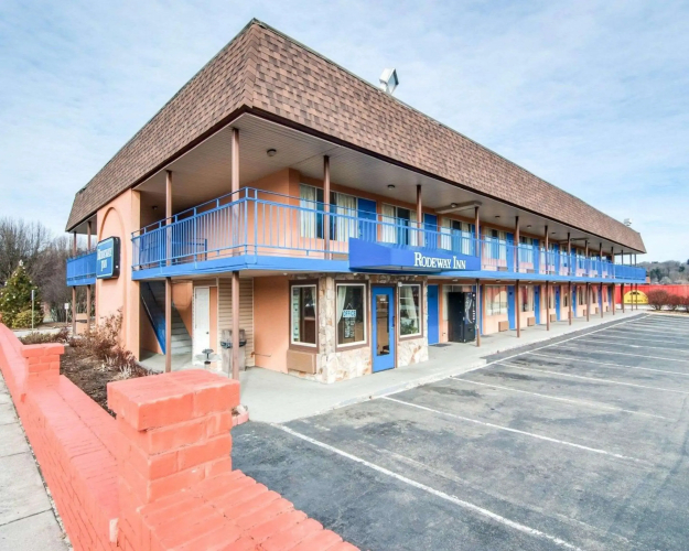 Econo Lodge Galax - Galax, VA