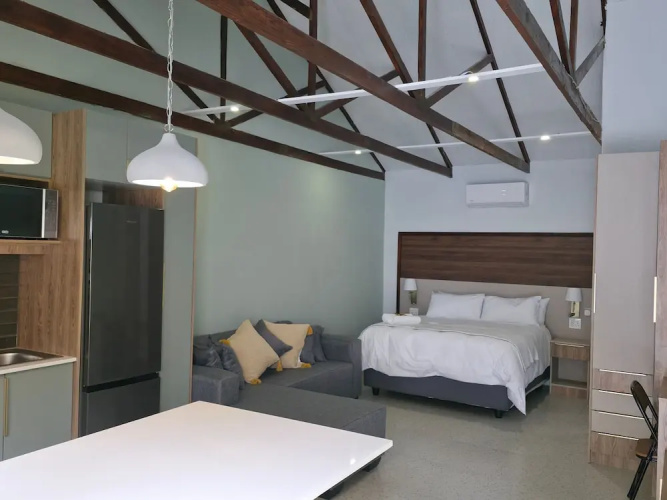 Leipoldt Self-catering Accommodation - Secunda