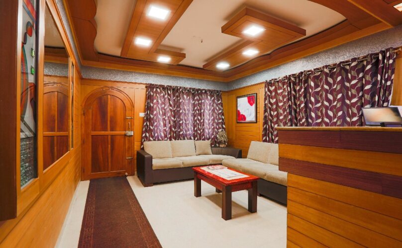 Hotel Silver Oak - Ooty