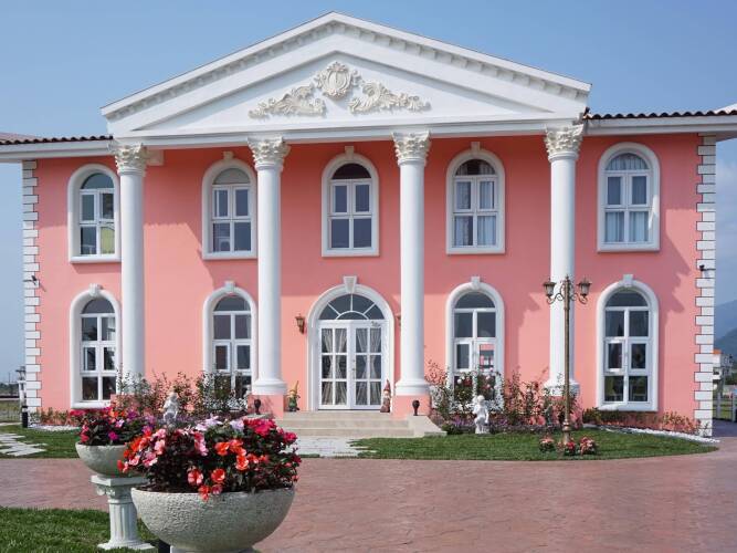 Decoupage Bed And Breakfast - Toucheng Township
