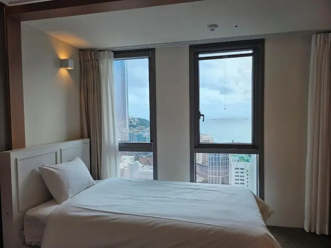 Elbon The Stay - Bona Together - Busan