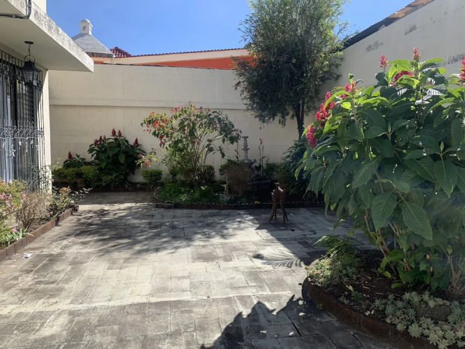 Gold House - 과테말라