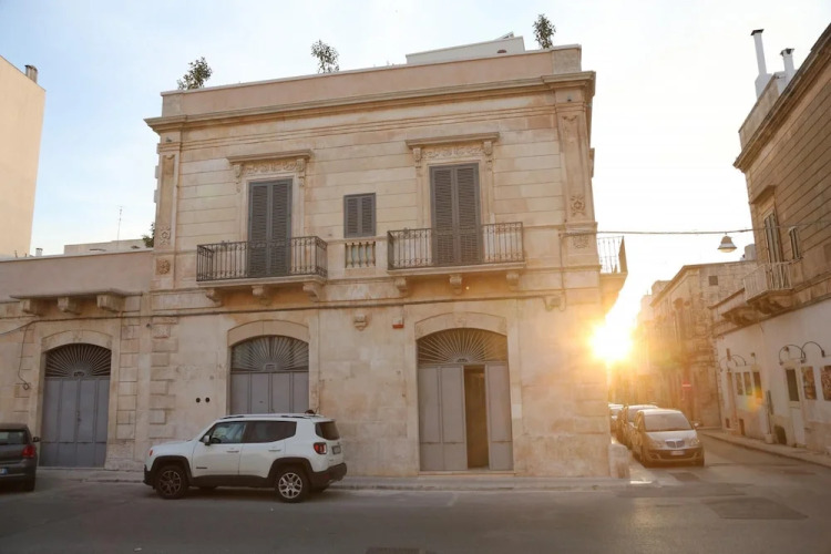 1940 Luxury Accommodations - Rubino Boutique Apartment - Ostuni