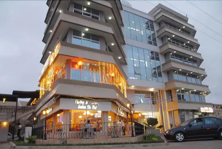 Robinhood Inn - Accra
