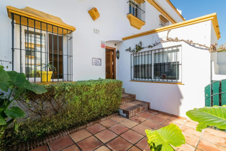Casa La Concha - Marbellamar Beach Townhouse - Marbella