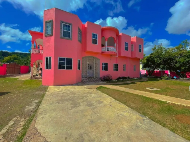 A Taste Of Jamaica Lavern Place - Ocho Rios