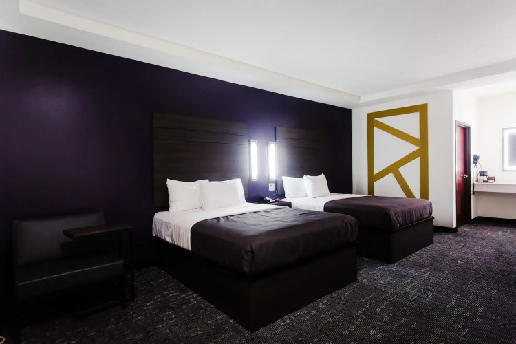 Palacio Royale Inn Boutique Katy - Katy, TX