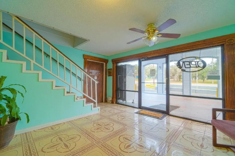 Regency Inn By Oyo Three Rivers - Three Rivers, TX