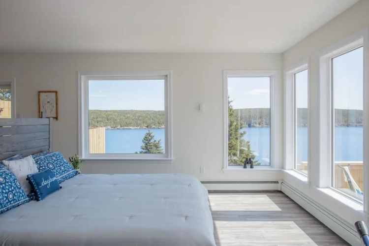 Whale House Guest House - Newfoundland and Labrador